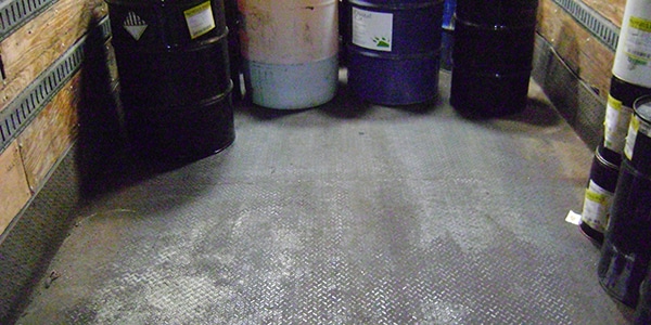 Spill Containment Van Trailers | Neier Inc